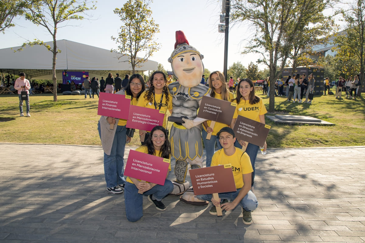 Visitan el campus UDEM futuras Troyanas y Troyanos | UDEM
