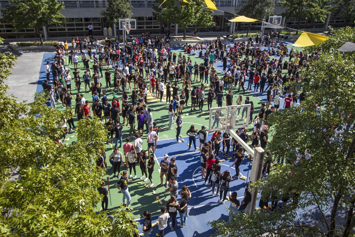 Tienen nuevos estudiantes de Prepa UDEM San Pedro su Día Troya | UDEM