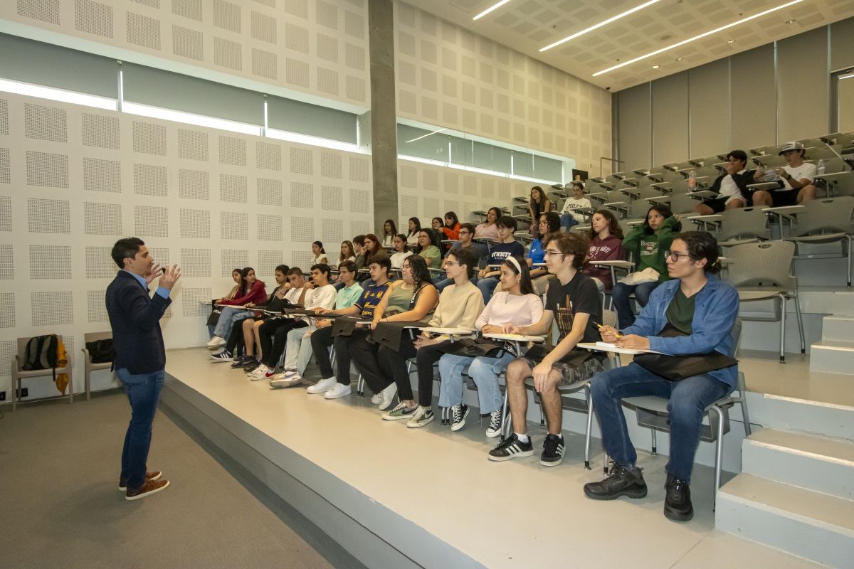 Abre UDEM sus puertas a futura generación de estudiantes | UDEM