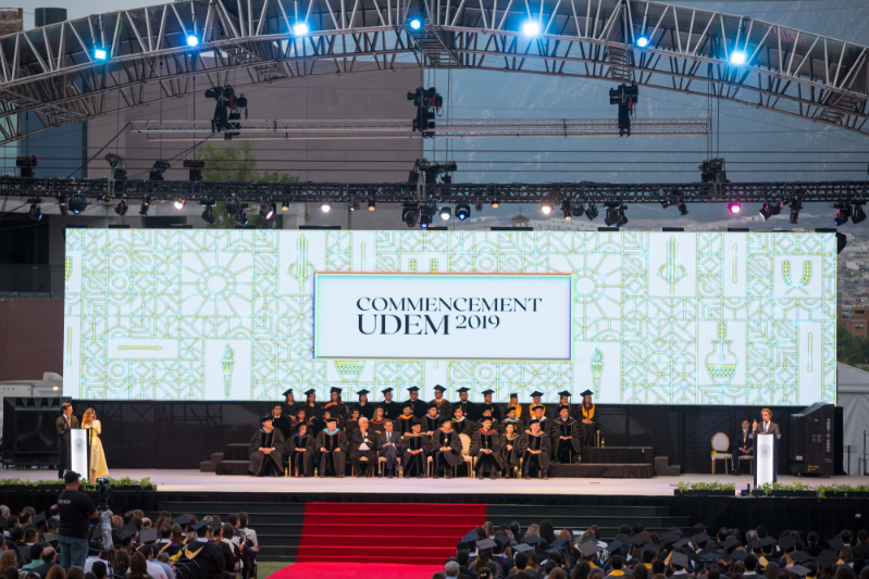 Historia Commencement UDEM | UDEM