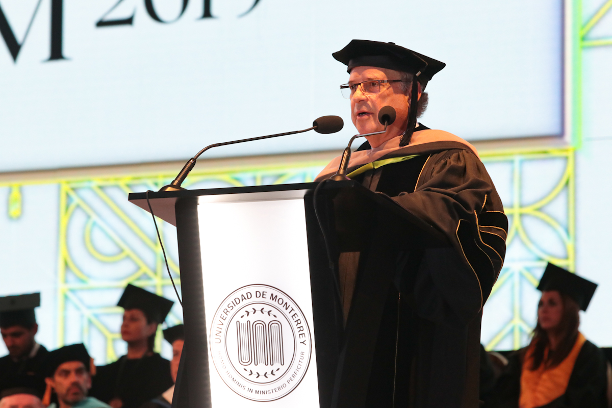 Otorga Commencement sello UDEM a la “generación dorada” | UDEM