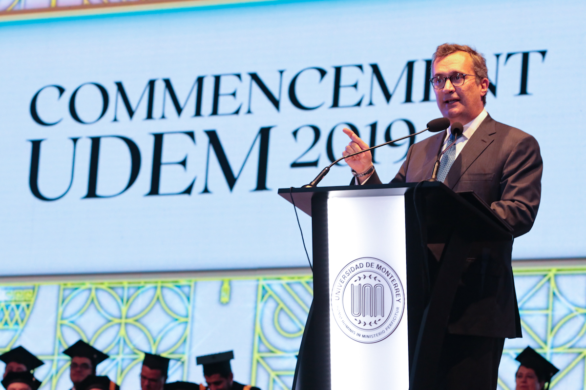 Otorga Commencement sello UDEM a la “generación dorada” | UDEM
